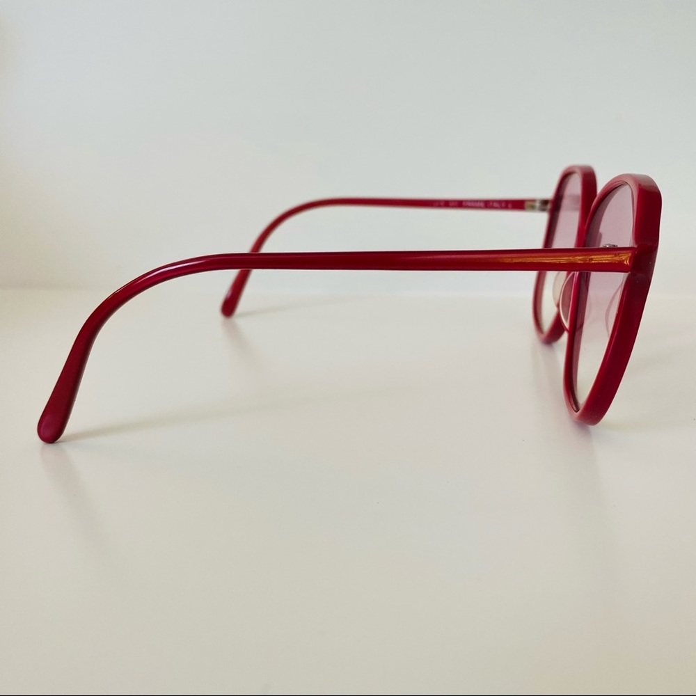 Women's Vintage Retro Red Gradient Sunglasses - Gem